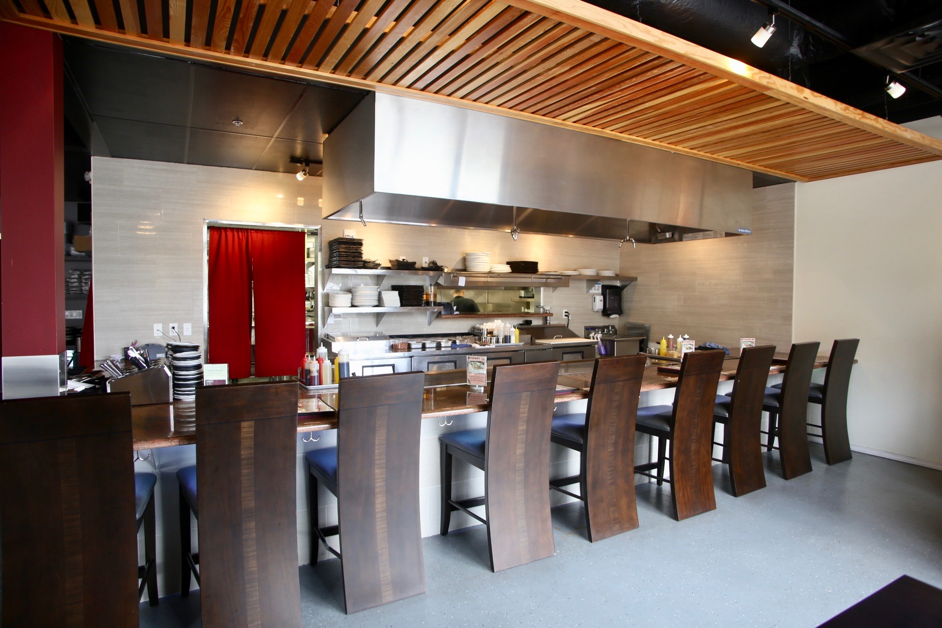 Japanese Teppanyaki Restaurant & Bar